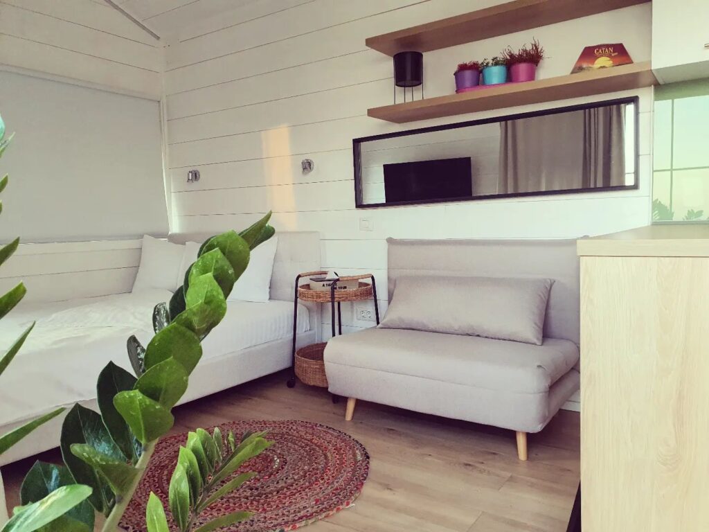 Vara 2023: Top 10 cabane inedite, fără aglomerație, de la munte, din ...